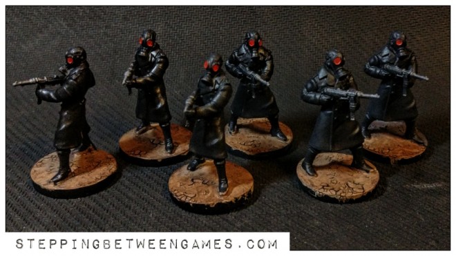 Hellboy the Boardgame: Painted miniatures - Stepping Between Games